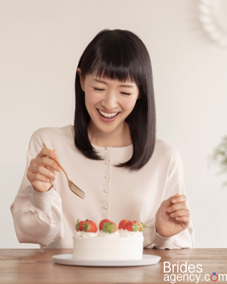 Japanese Brides: Who Are Japanese Mail Order Brides?